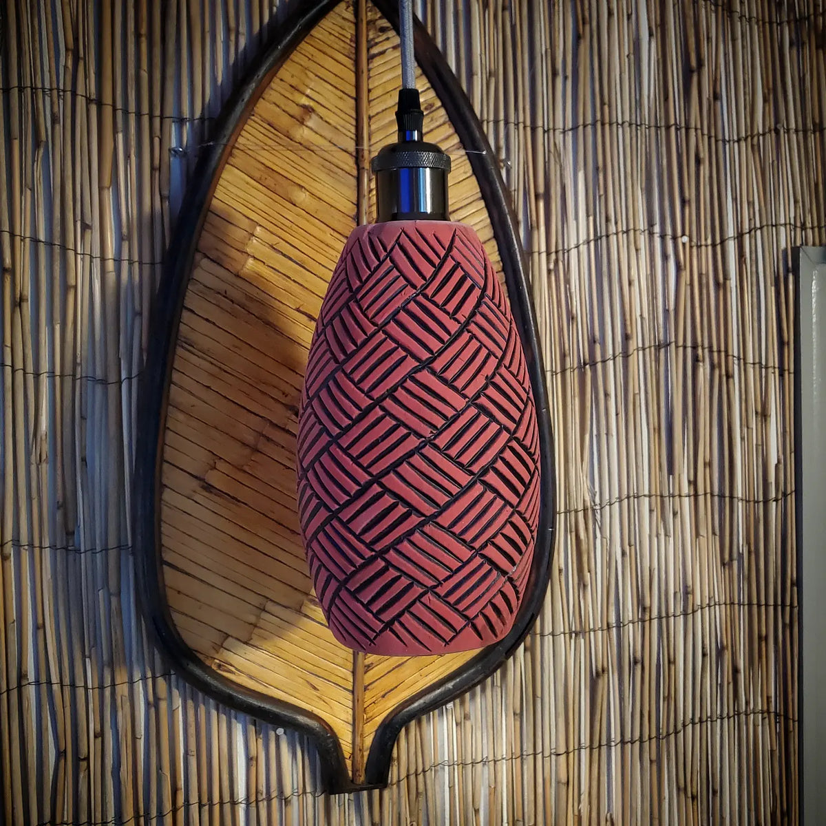 Matte Red Hatch Pendant – Taboo Relics